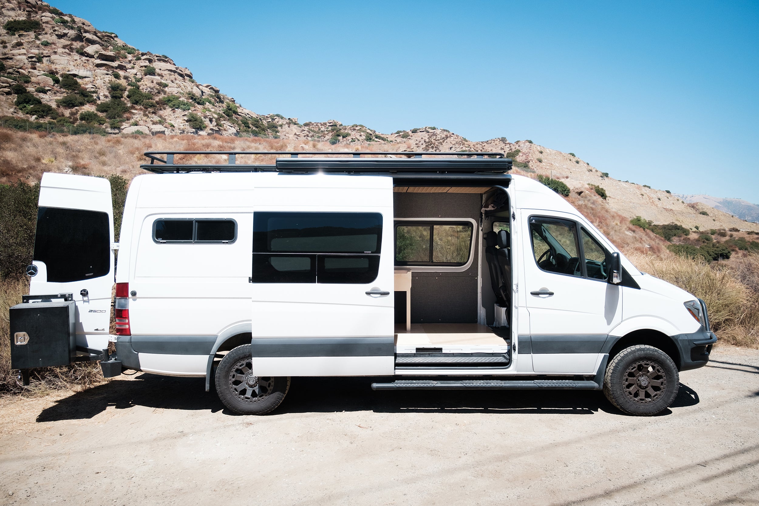 Mercedes Sprinter 170 – VanLab